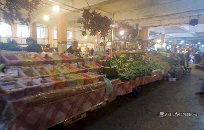 Where to buy to find local food in Batumi, Boni Market (Parekhi)