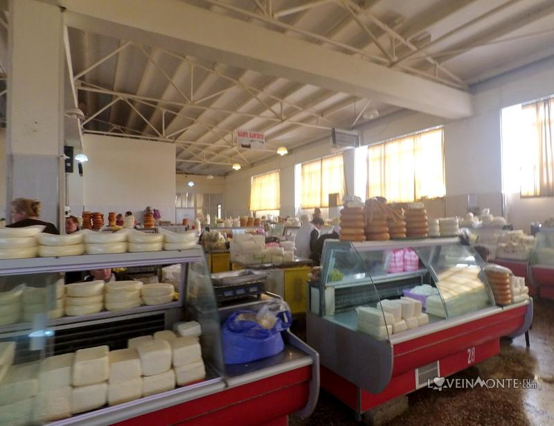 Where to buy to find local food in Batumi, Boni Market (Parekhi)